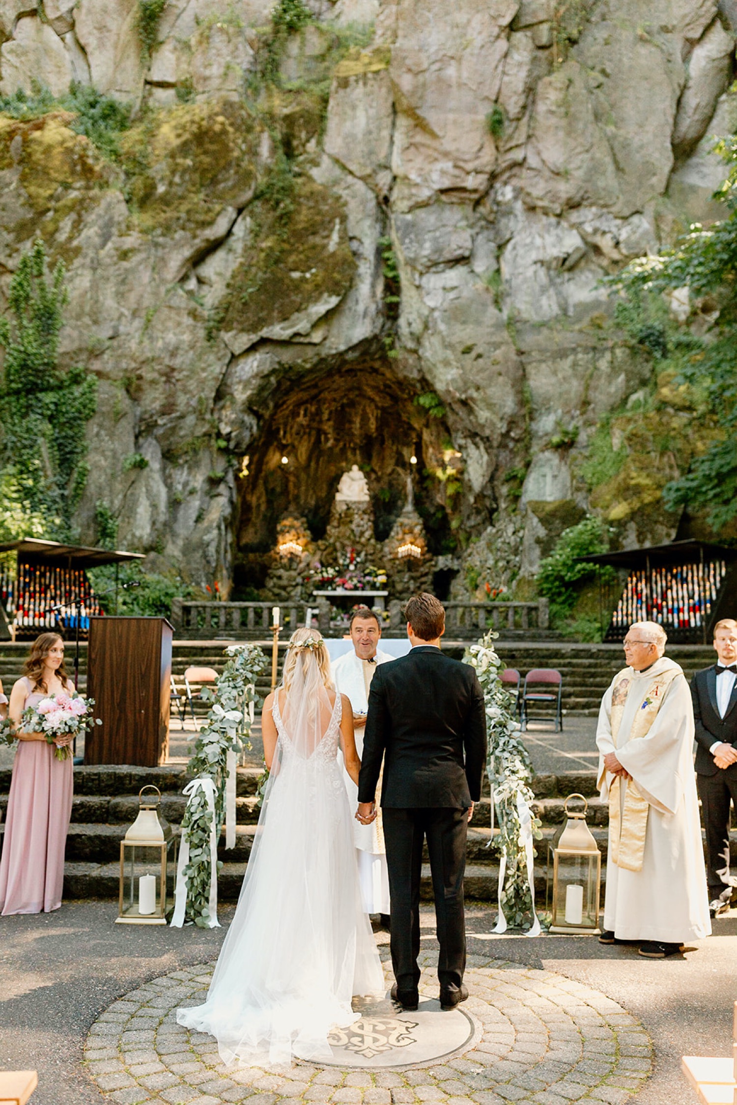 The Grotto Portland Wedding - Oregon Photographer - Karra Tipton