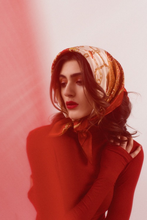 RED | A COLOR STORY – Elizabeth Podlesnik