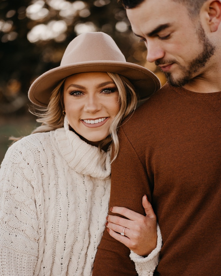Bailey & Matthew - Engagement at Rough Ridge Lookout - William Avery ...