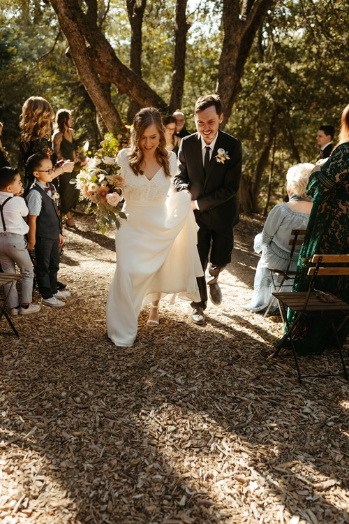 Intimate Cabin Wedding in Idyllwild – Carmelisse Photography