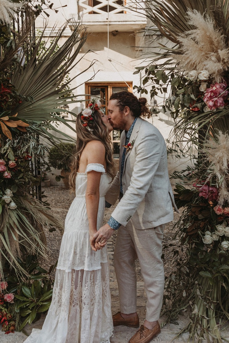 Gypsy wedding traditions 60 photos - Astyledwedding.com