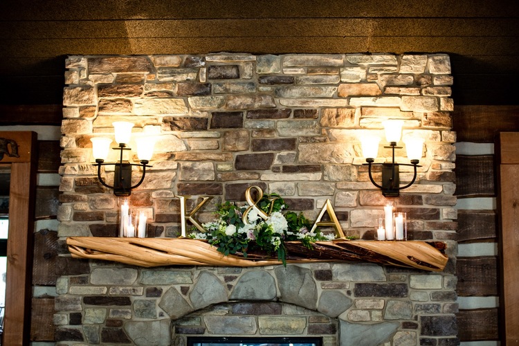 Kendel + Adam | Olde 41 Wedding in Green Bay, Wisconsin - Emily Megan ...