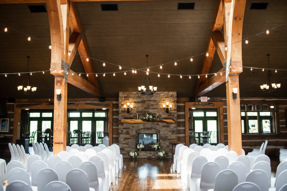 Kendel + Adam | Olde 41 Wedding in Green Bay, Wisconsin - Emily Megan ...