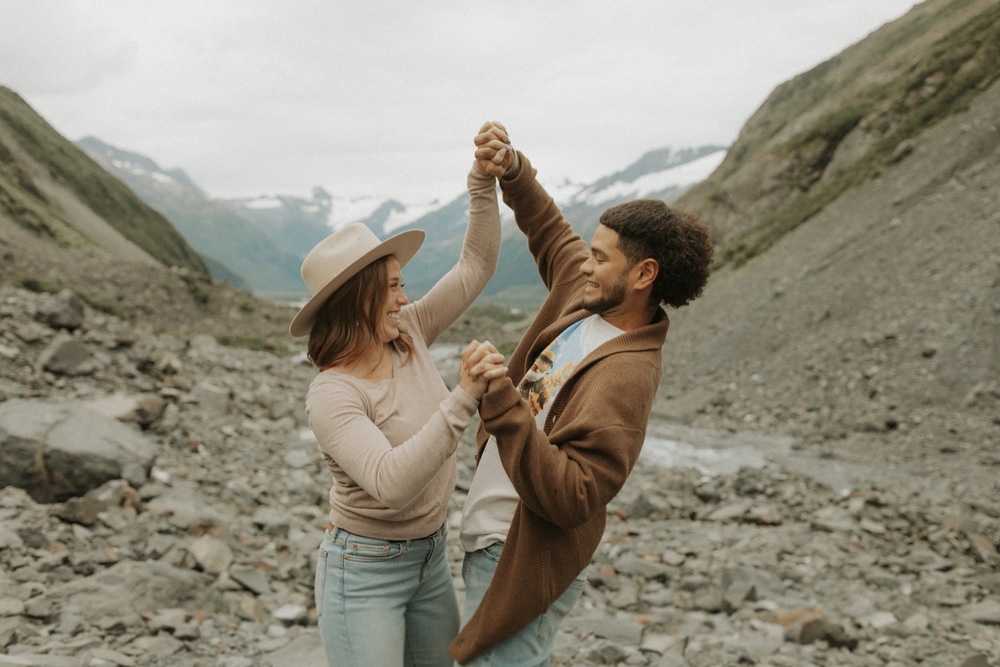 Wild Alaska Glacier Couple Session - brookenalani.com