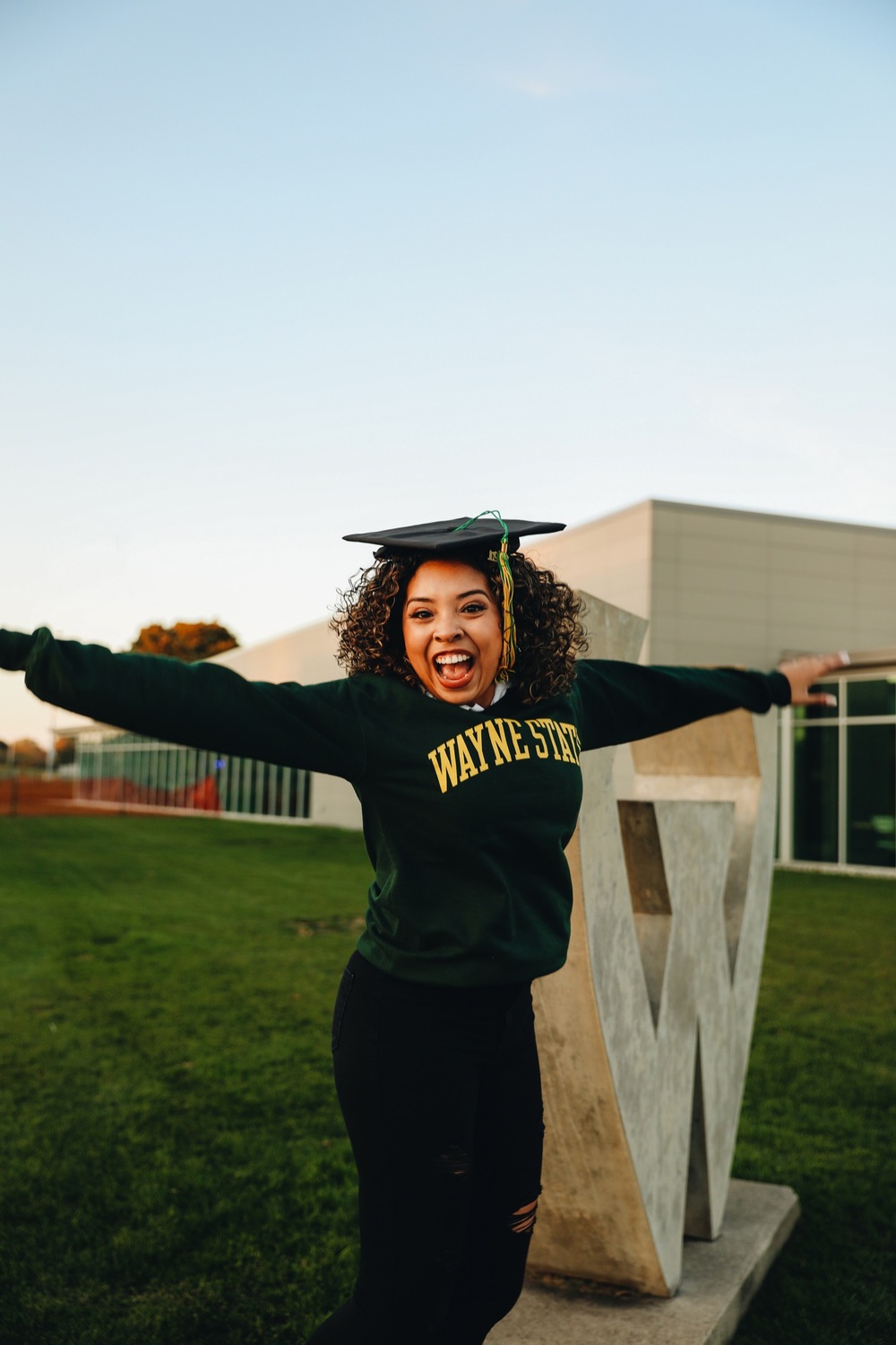 Leslie, A Wayne State University Grad Tale | chettaratphotography.com