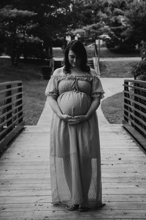The Wilburs // Sharon Mills Maternity - Aliscia Marie Photography
