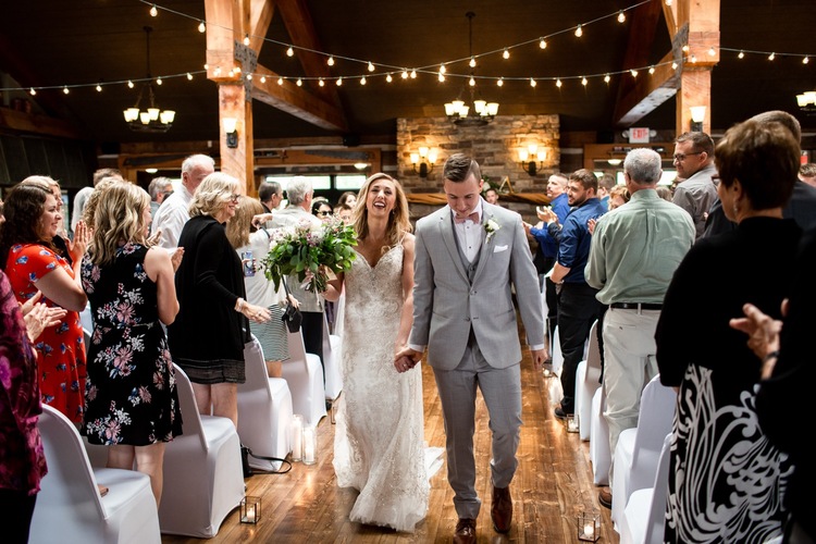 Kendel + Adam | Olde 41 Wedding in Green Bay, Wisconsin - Emily Megan ...